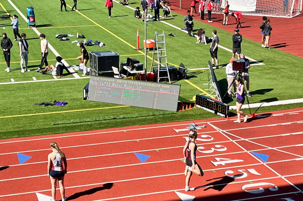 Mercer Island Hight School Track & Field Volunteer